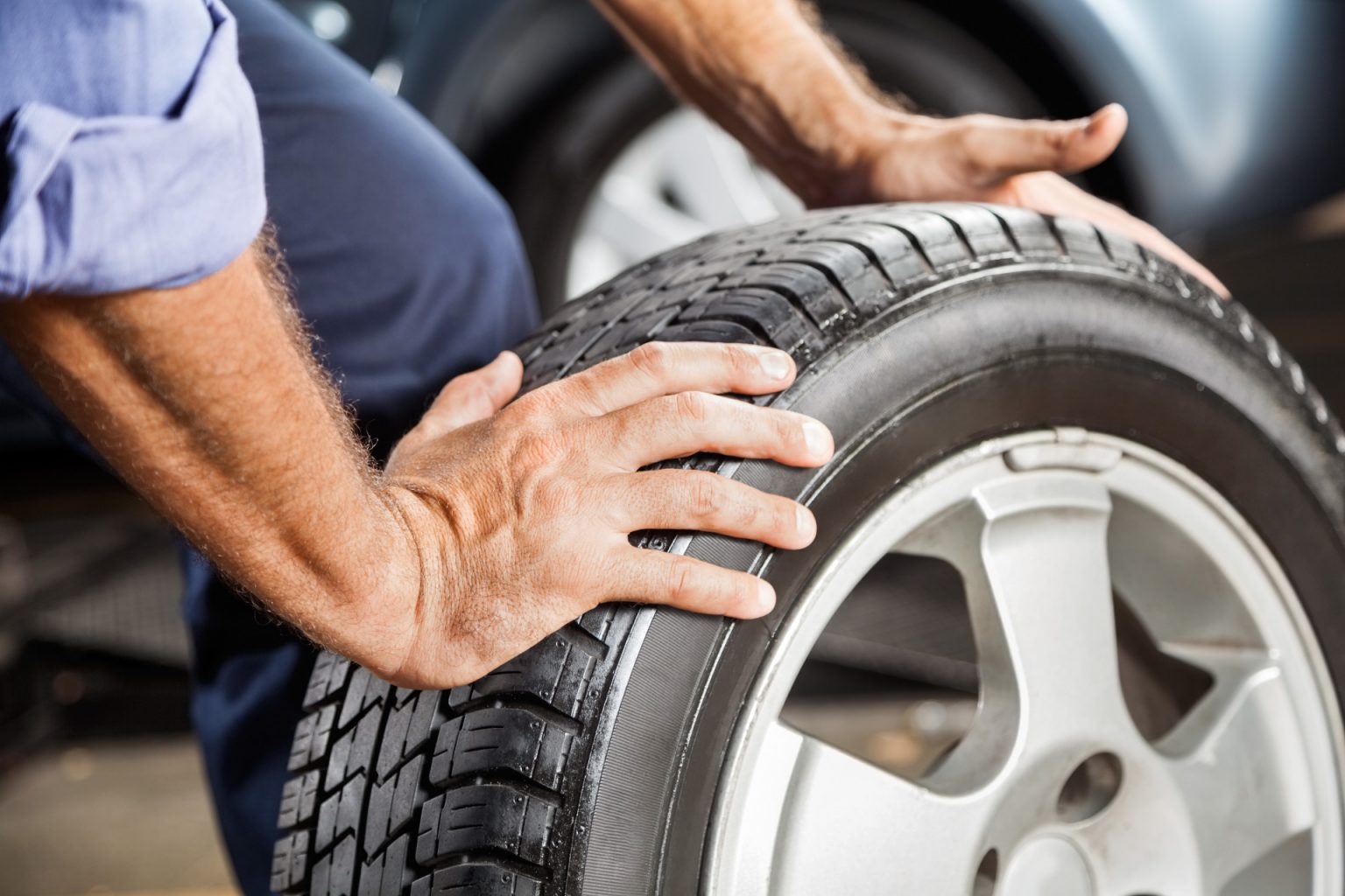 Waktu yang Tepat untuk Spooring dan Balancing Ban Mobil
